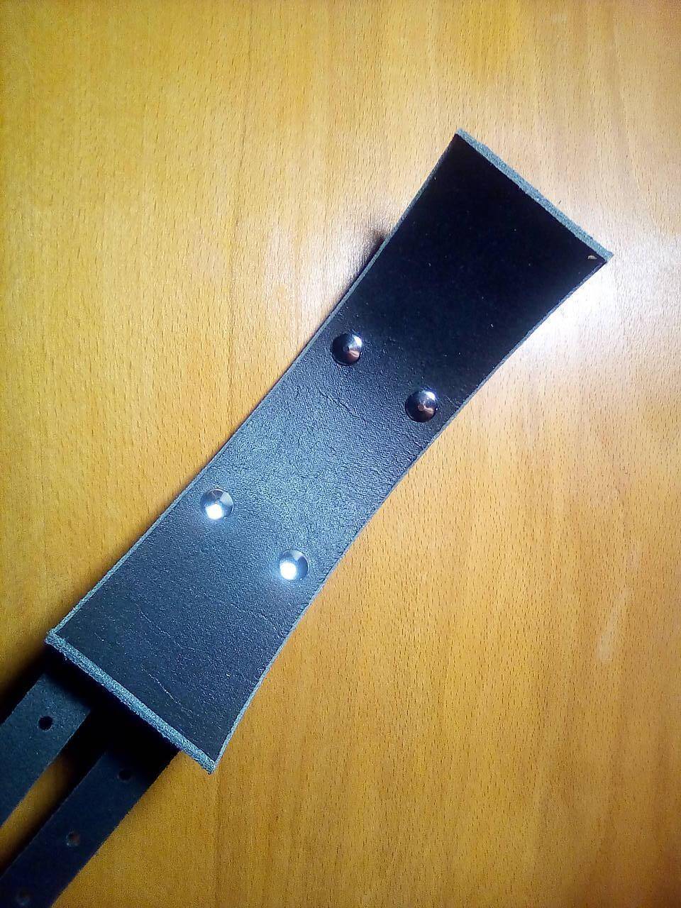 Krokus Durable – kožený spevňovací náramok, čierny - Krokus